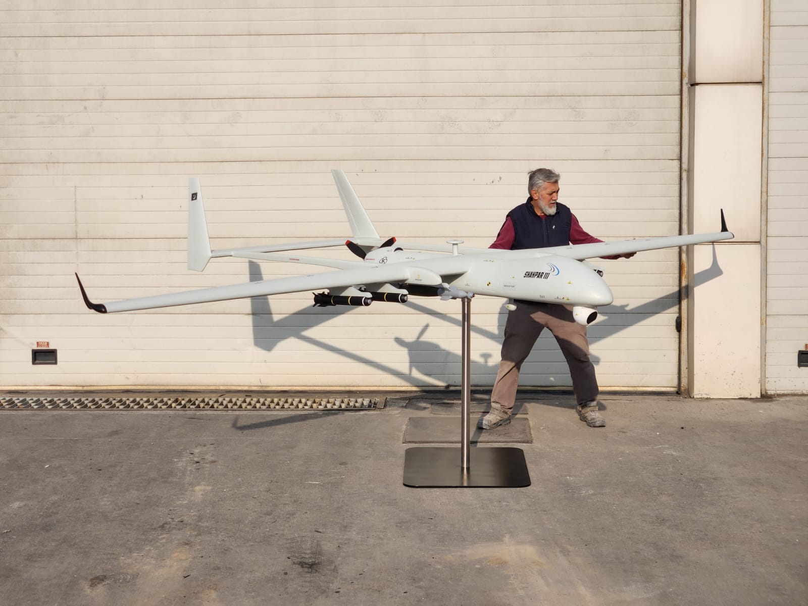 GIDS 1/4 SHAHPAR-III UAV Mock-Up - ViaPia