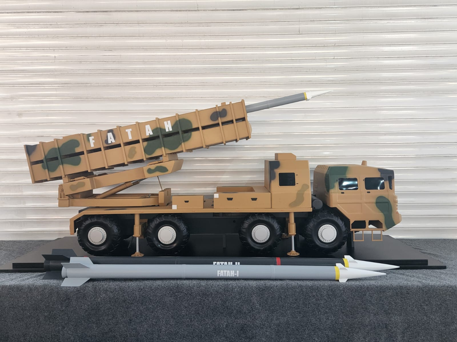 GIDS FATAH 1/10 FATAH LAUNCHER & MISSILE Mock-Up - ViaPia